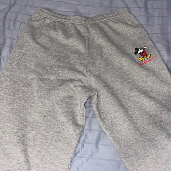 Disney | Pants | Vintage Walt Disney World Mickey Mouse Sweatpants ...